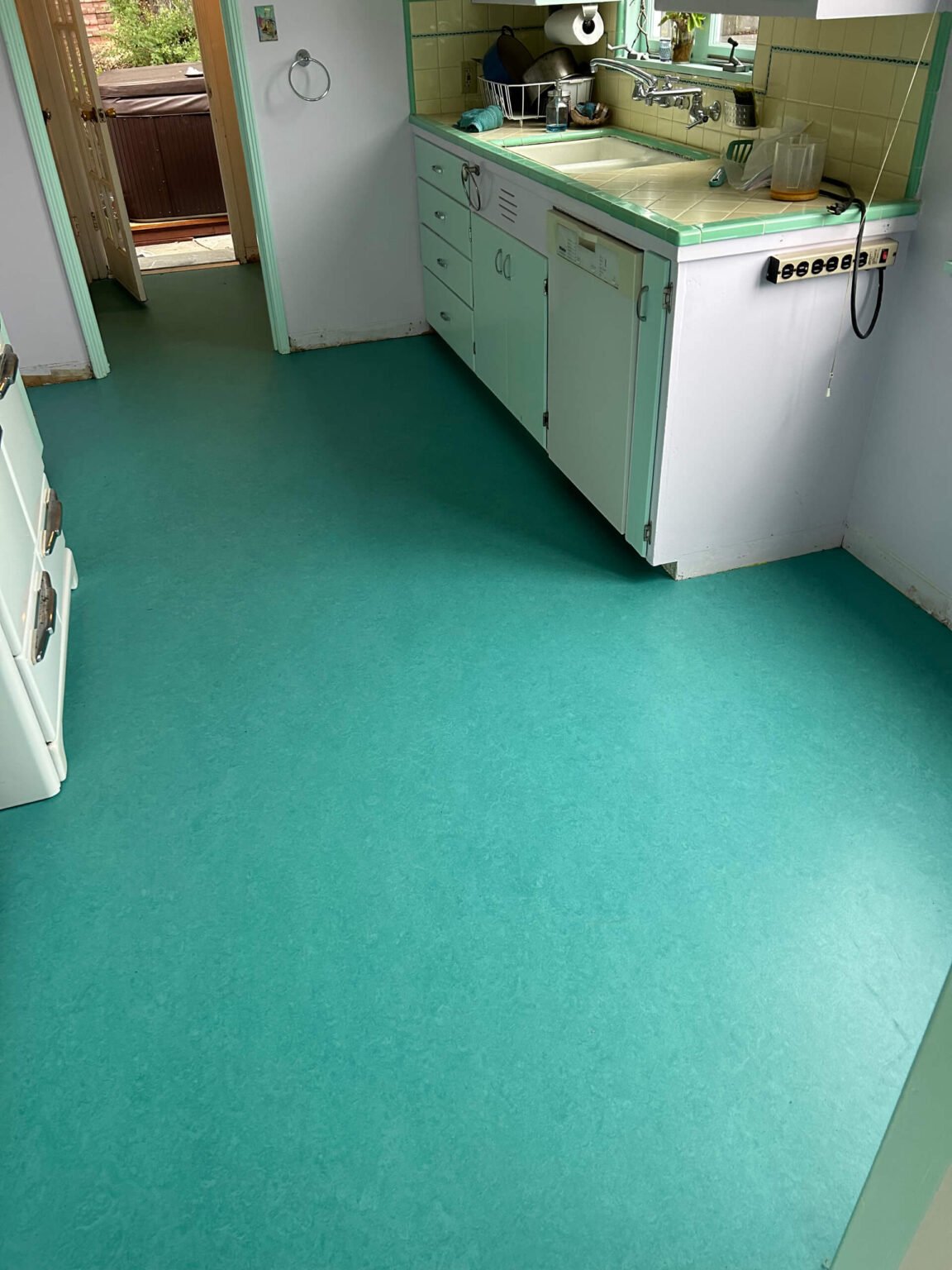 Linoleum Flooring | Warehouse Direct Flooring Outlet