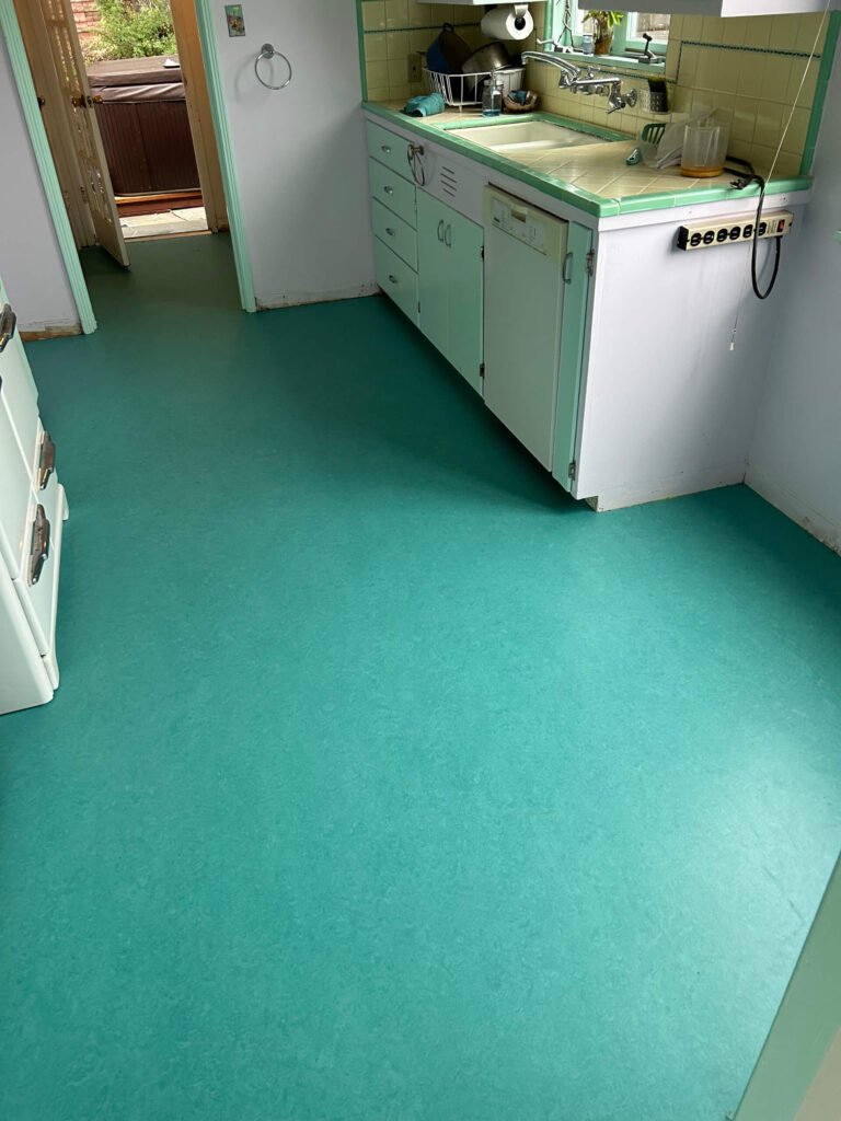 Vintage & Retro Linoleum Flooring | Warehouse Direct